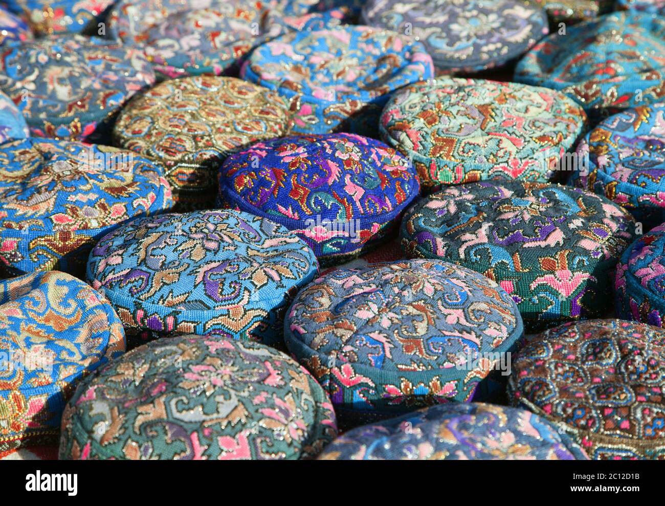 The traditional Uzbek cap, named tubeteika, on a market Stock Photo - Alamy