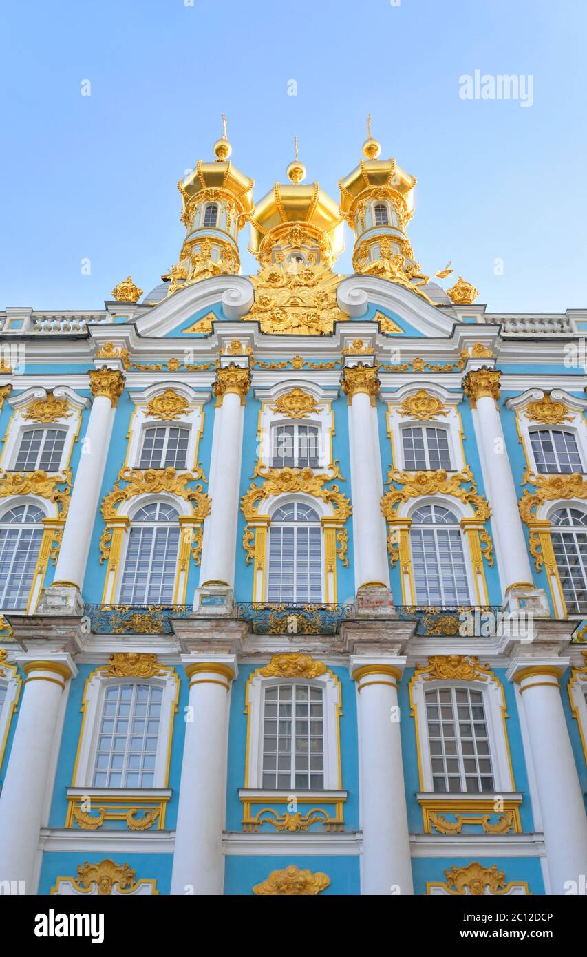 Golden cupola cupolas hi-res stock photography and images - Alamy