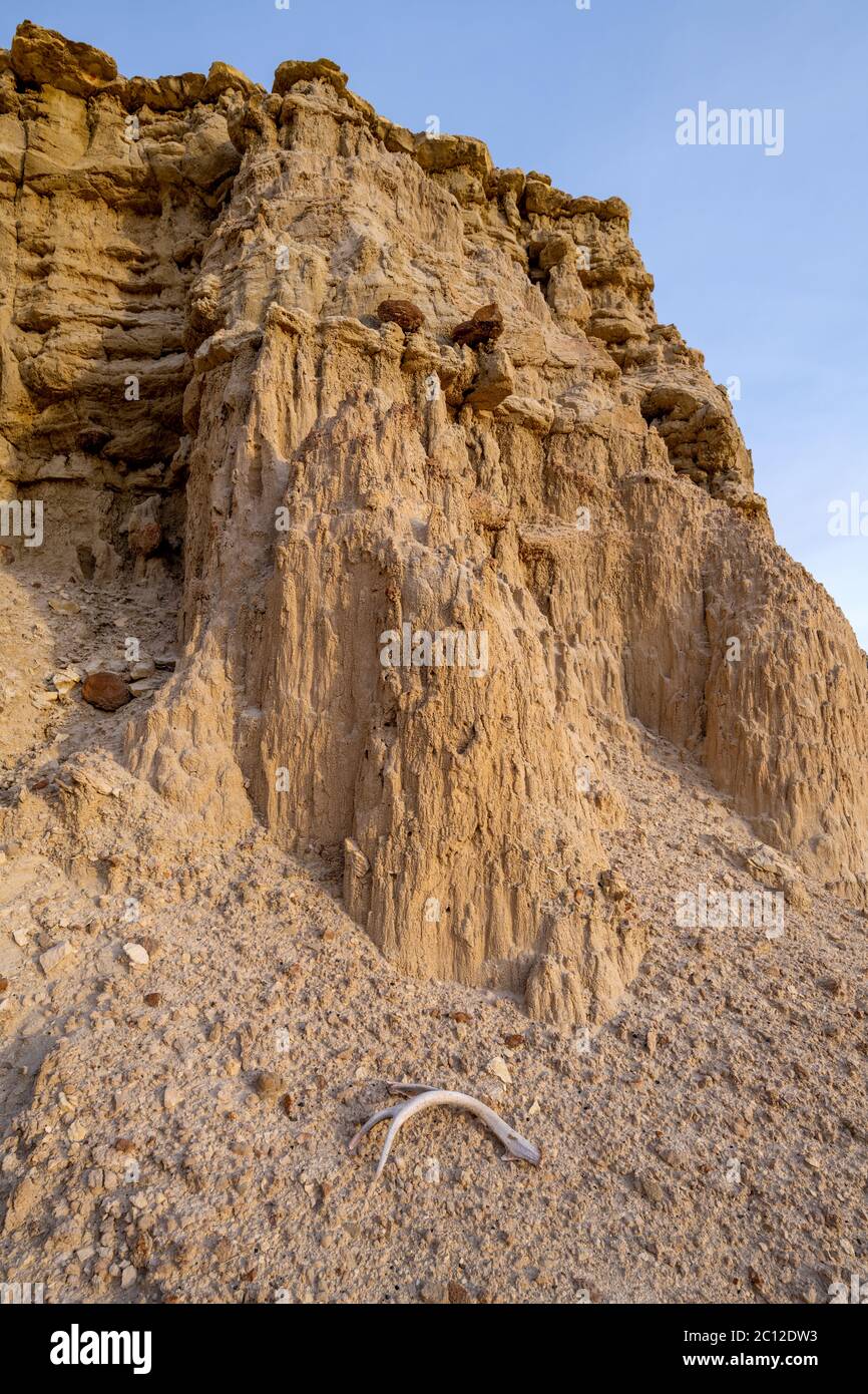 Crumbling rock hi-res stock photography and images - Alamy