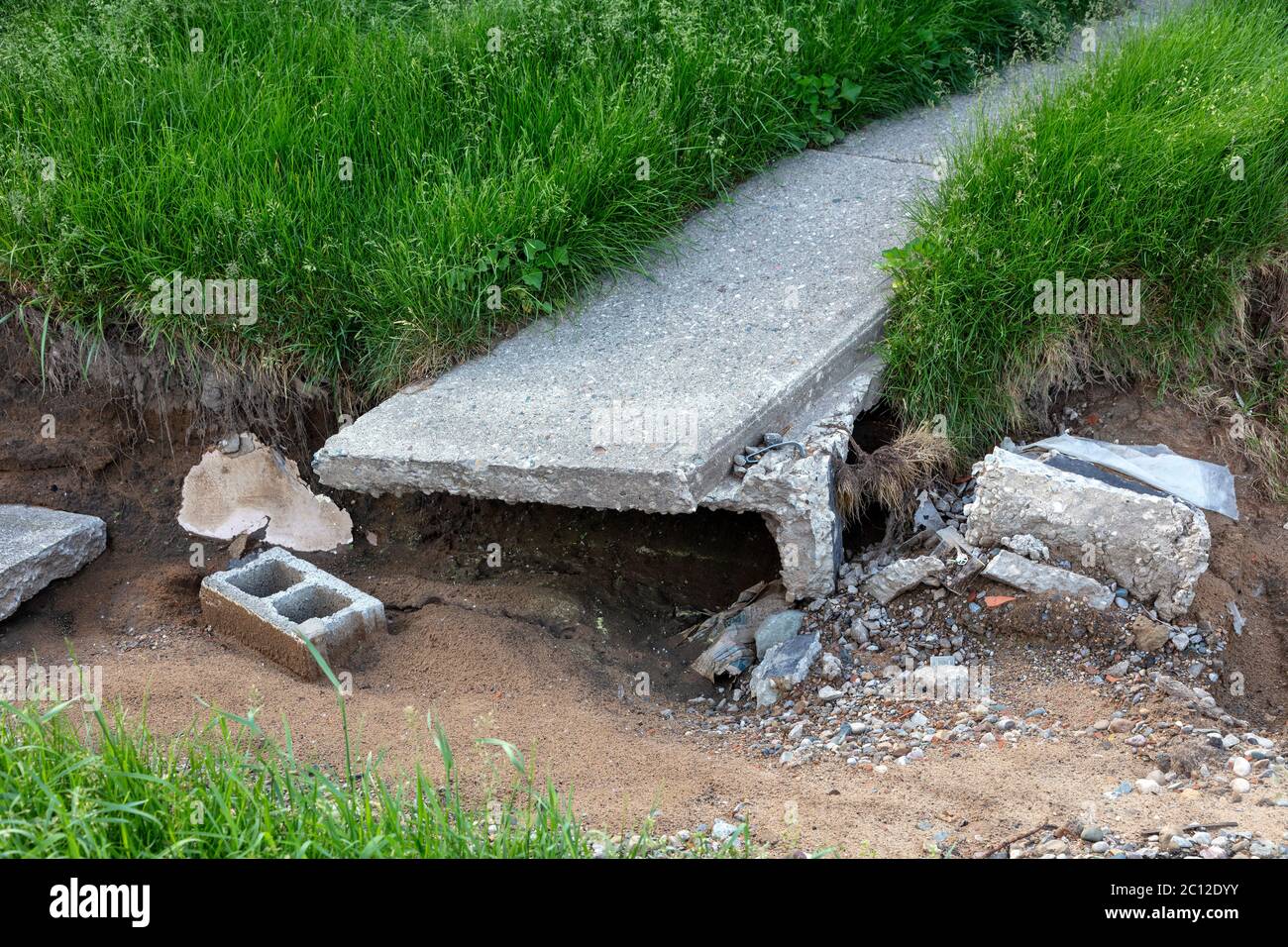 Flood damaged sidewalk, Sanford, Michigan, USA. June 11, 2020, Dam ...