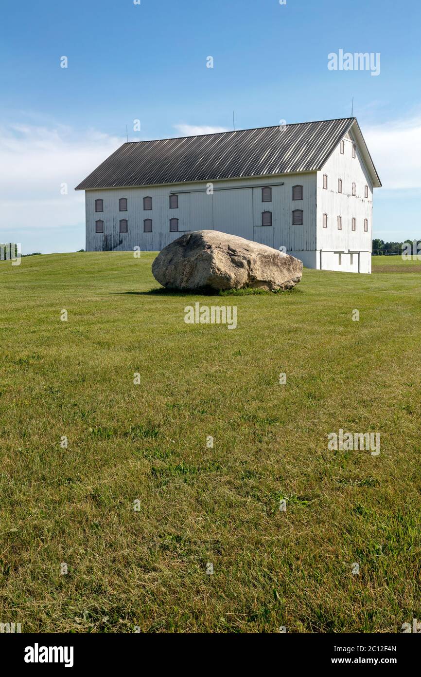 White barn, Southwestern Michigan, USA, by James D Coppinger/Dembinsky ...