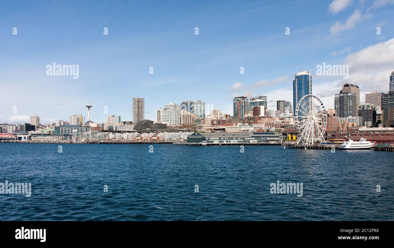 Seafront view of Seattle, Washington Stock Photo - Alamy