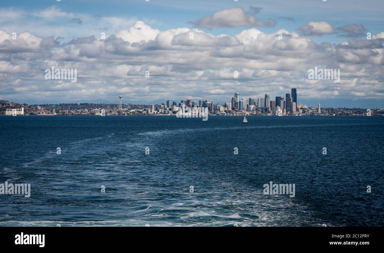 Seattle skyline from Puget Sound Stock Photo - Alamy