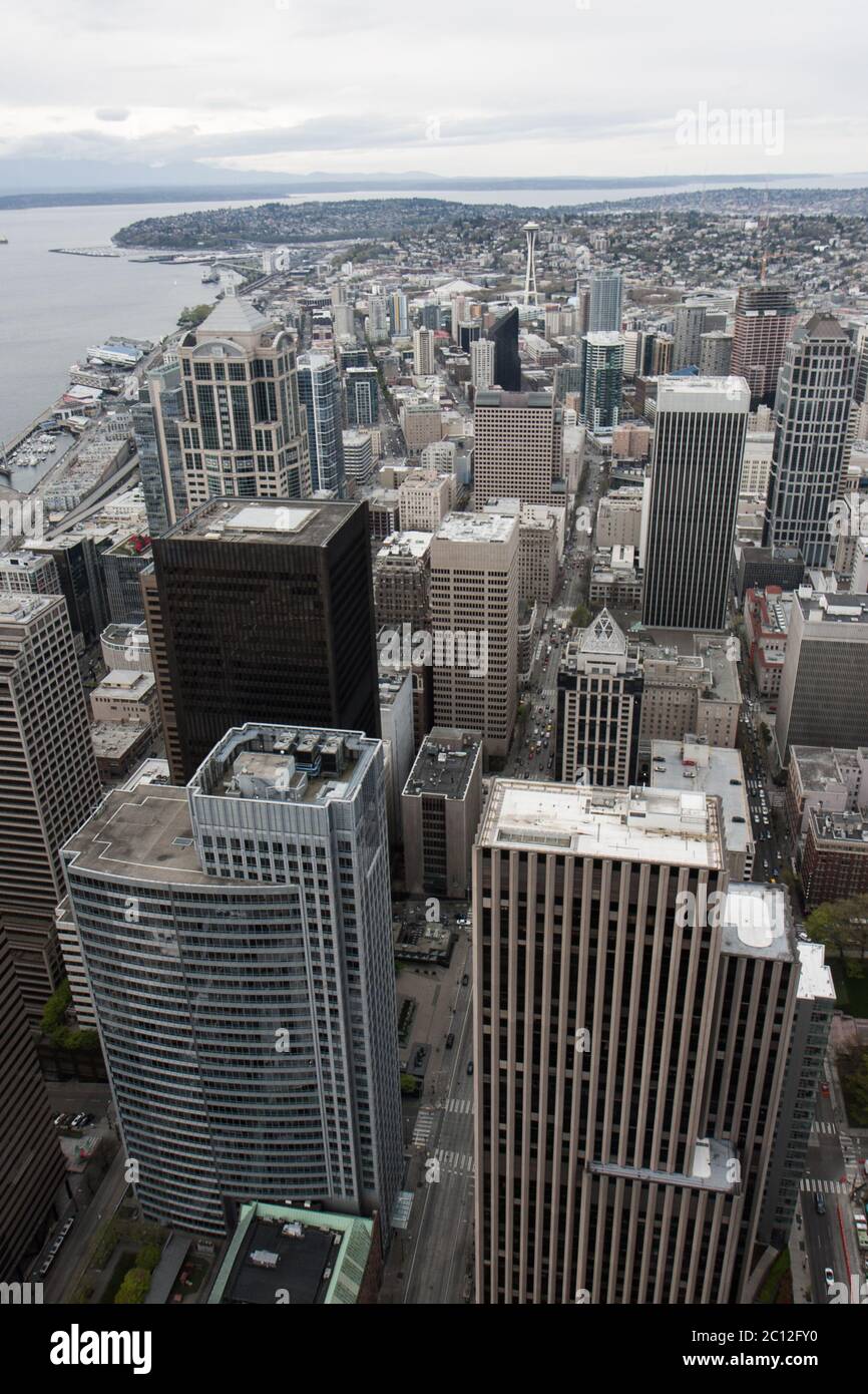 Aerial seattle downtown hi-res stock photography and images - Alamy