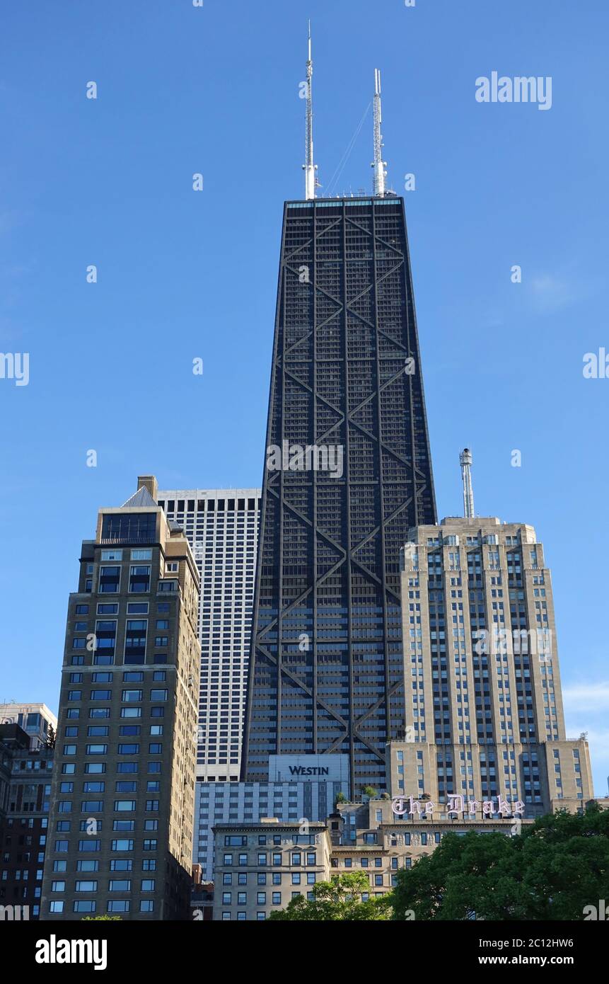 CHICAGO, IL -31 MAY 2020- View of the landmark John Hancock Center and ...