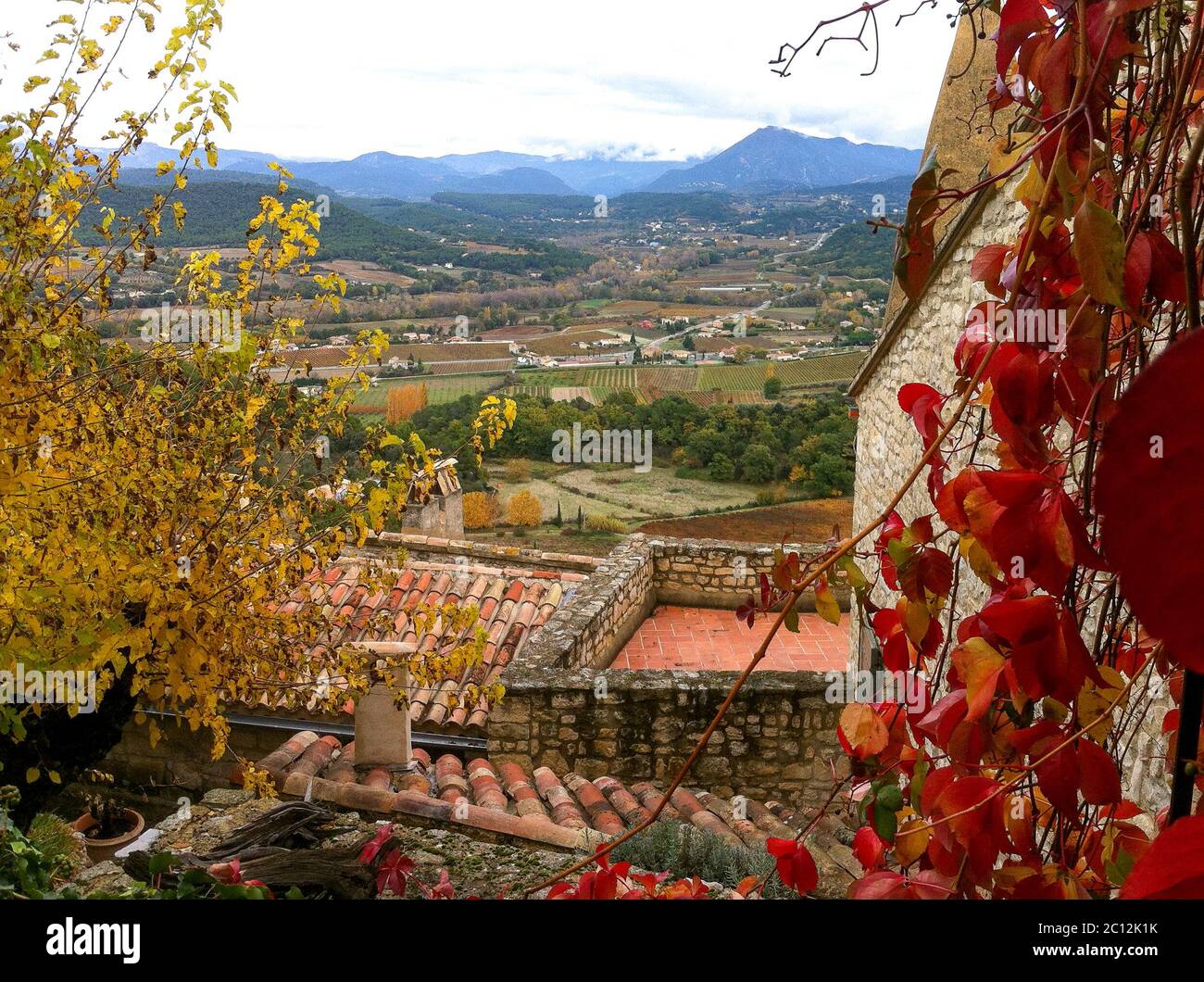 Village of le crestet hi-res stock photography and images - Alamy