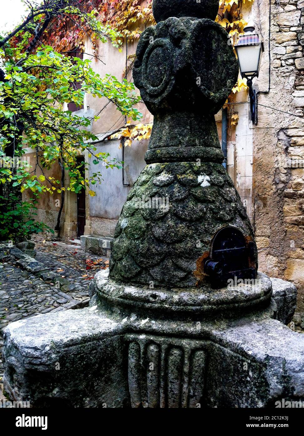 Village of le crestet hi-res stock photography and images - Alamy