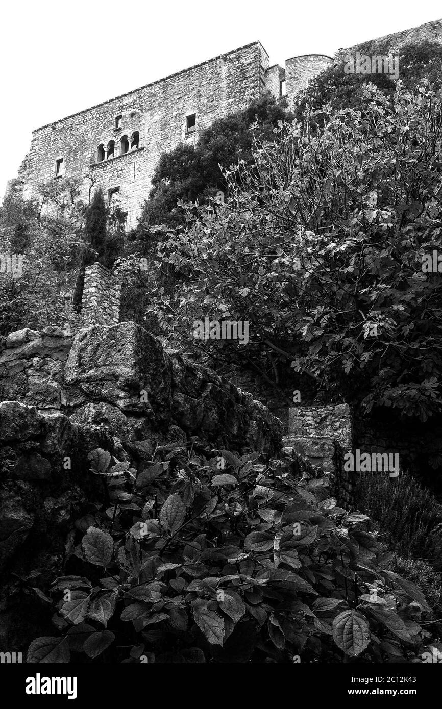 Village of le crestet hi-res stock photography and images - Alamy