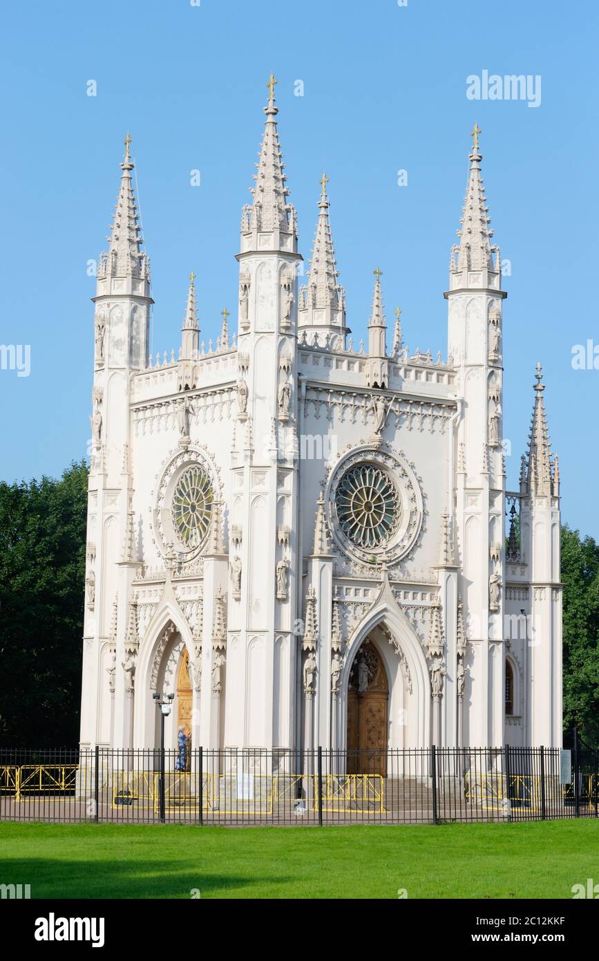 Chapel gothic hi-res stock photography and images - Alamy