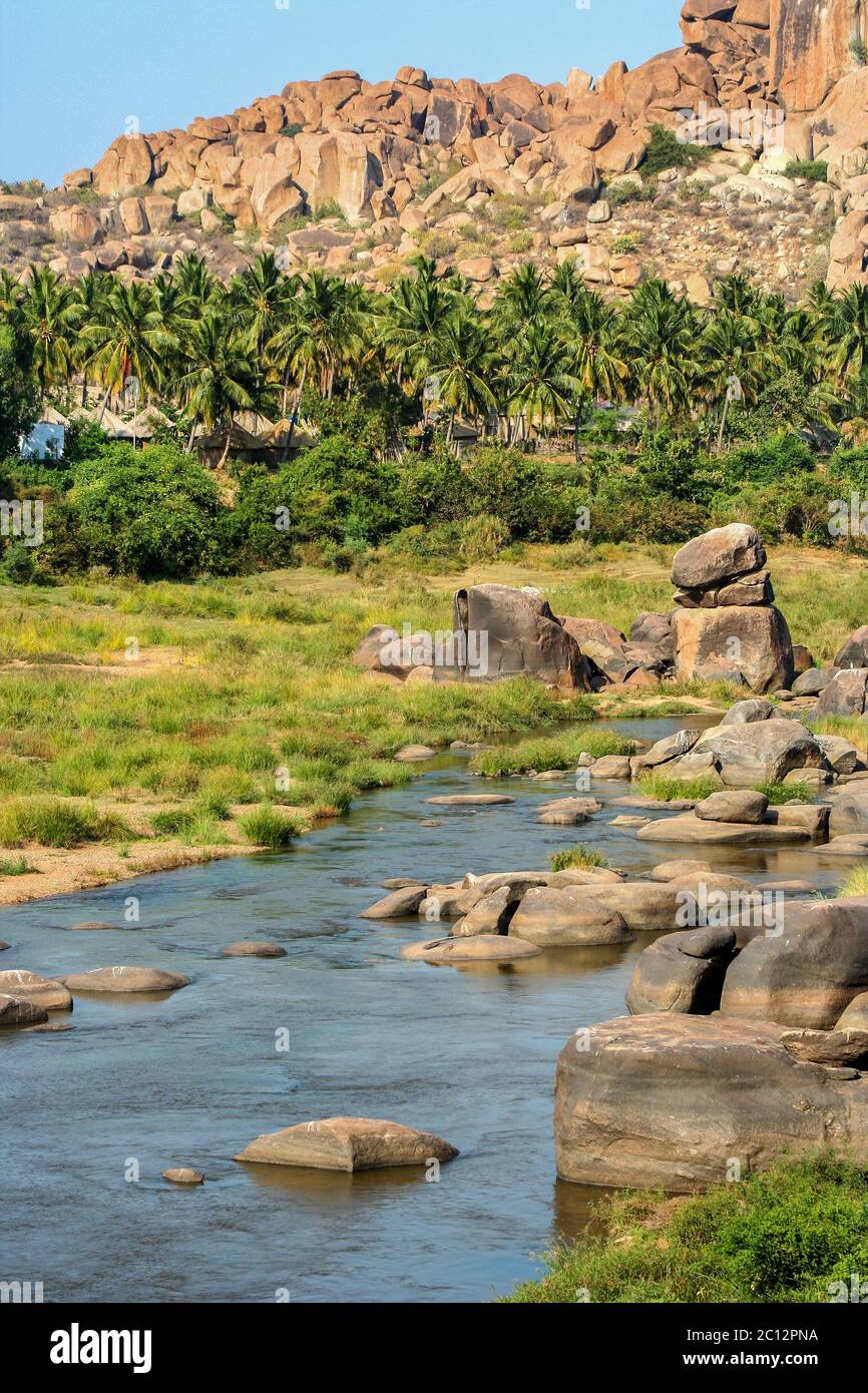 Hampi rocky boulder terrain hi-res stock photography and images - Alamy