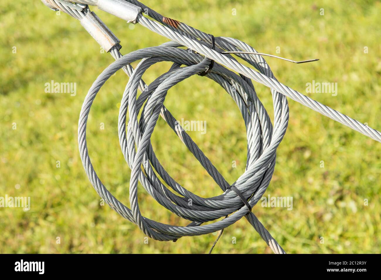 Wire rope connection hi-res stock photography and images - Alamy