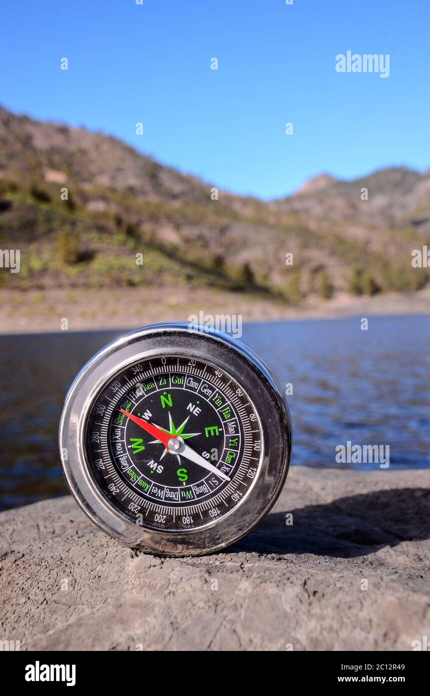 Analogic compass hi-res stock photography and images - Alamy