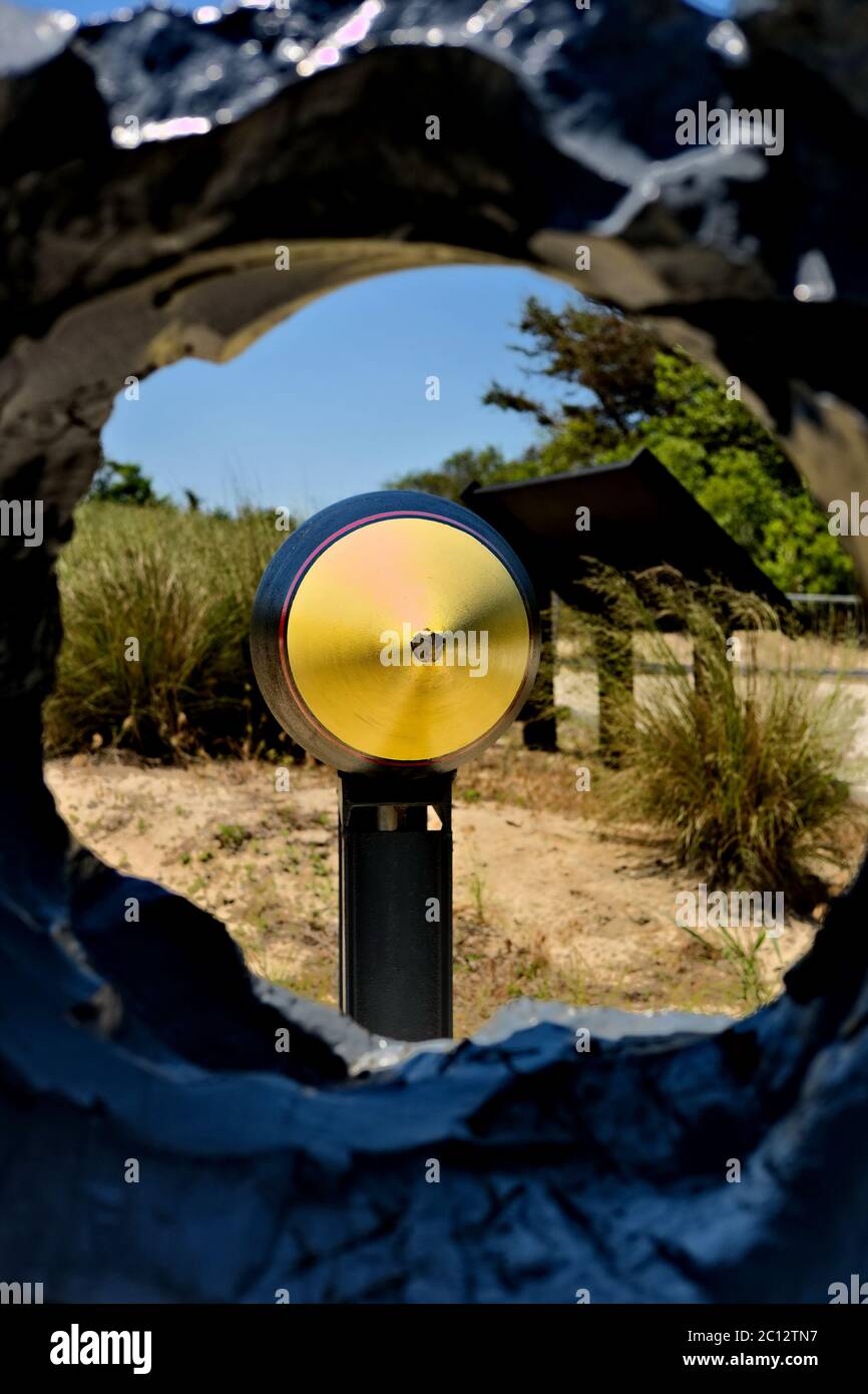 16 inch projectile hi-res stock photography and images - Alamy