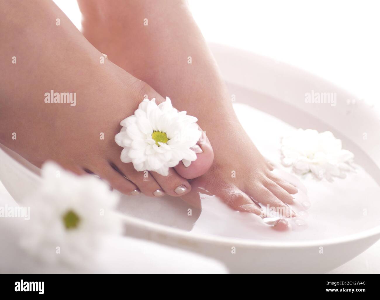Foot spa hi-res stock photography and images - Alamy