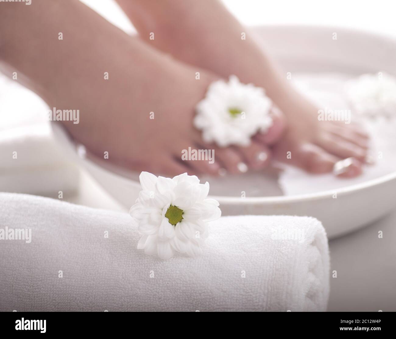 Foot spa hi-res stock photography and images - Alamy