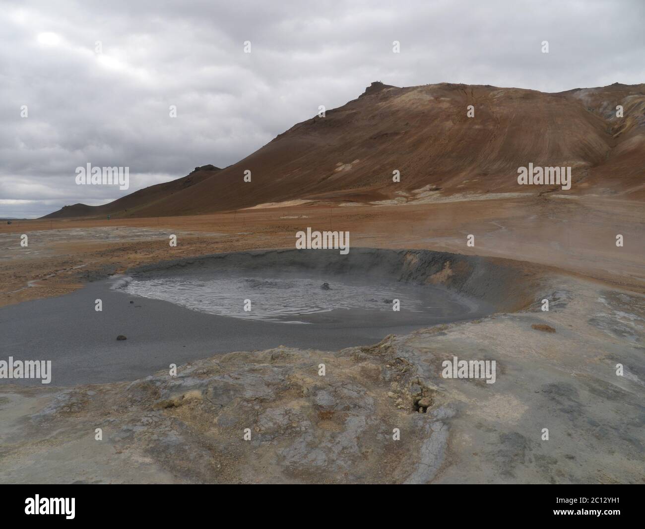 Geothermal cooking hi-res stock photography and images - Alamy