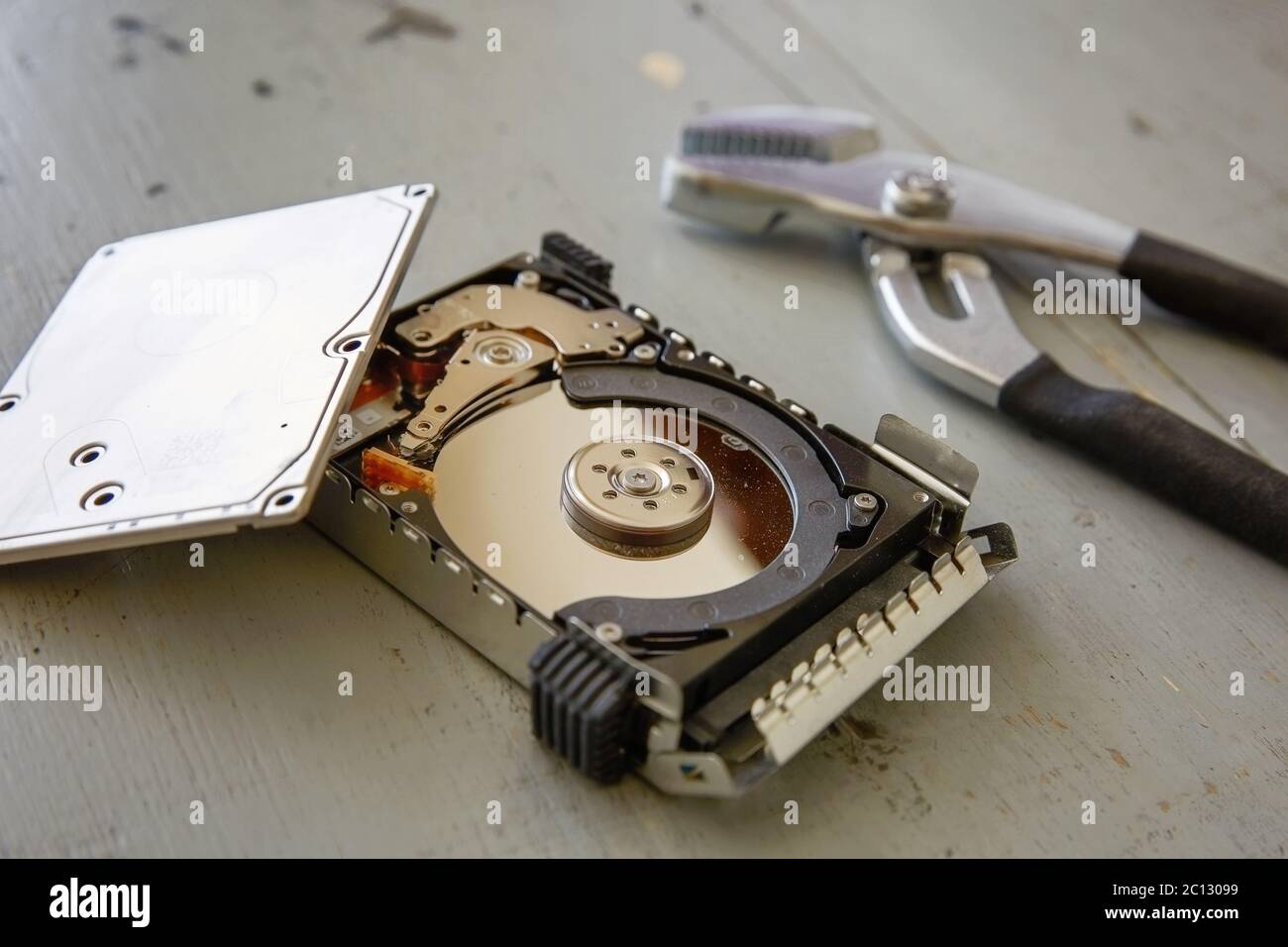 Close up hard disk drive head hi-res stock photography and images - Alamy