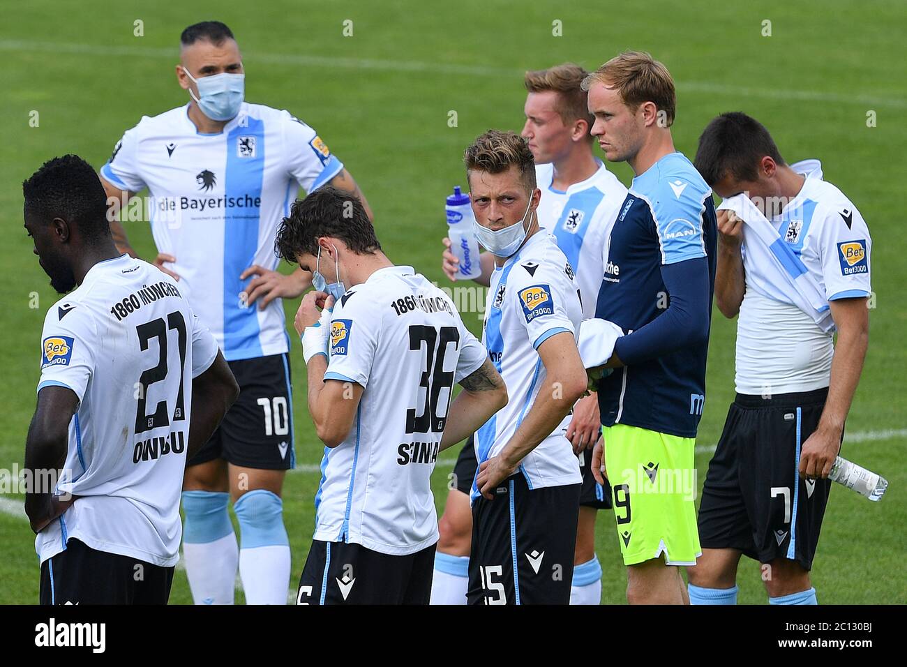 Dejected football player hi-res stock photography and images - Alamy