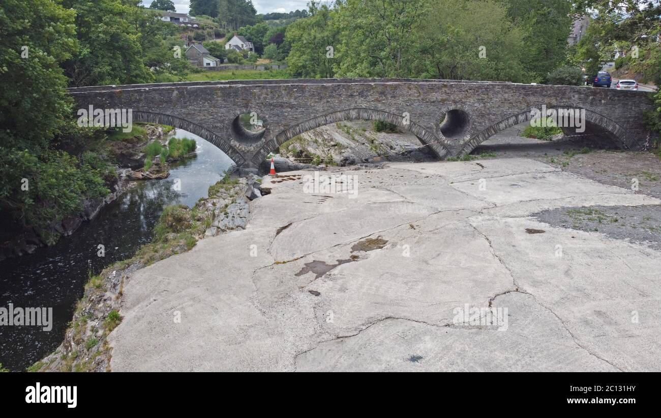 Cenarth waterfalls hi-res stock photography and images - Alamy