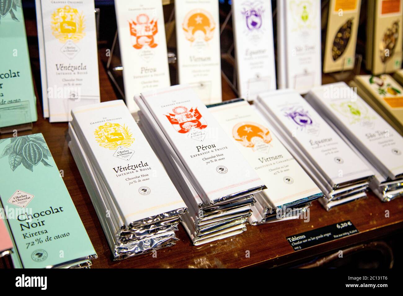 Chocolate bars the the shop of L'Atelier du Chocolat, Musée du Chocolat ...