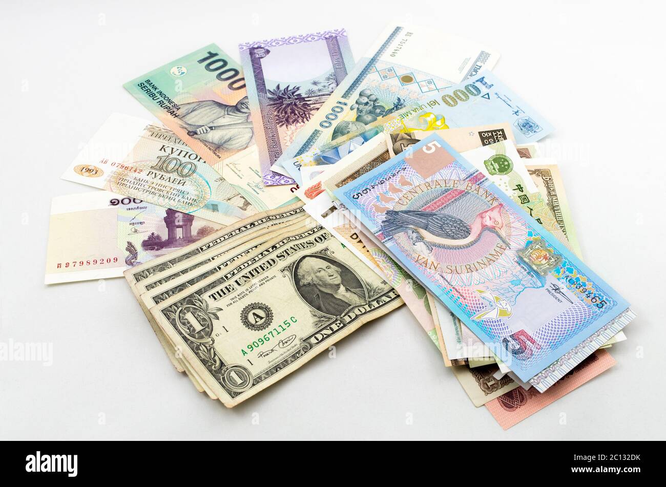 World currency banknotes hi-res stock photography and images - Alamy