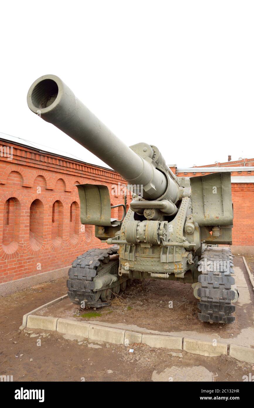 Old howitzer high power Stock Photo - Alamy