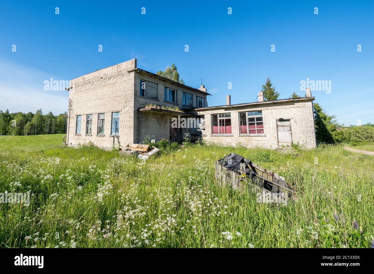Old field abandoned hi-res stock photography and images - Alamy