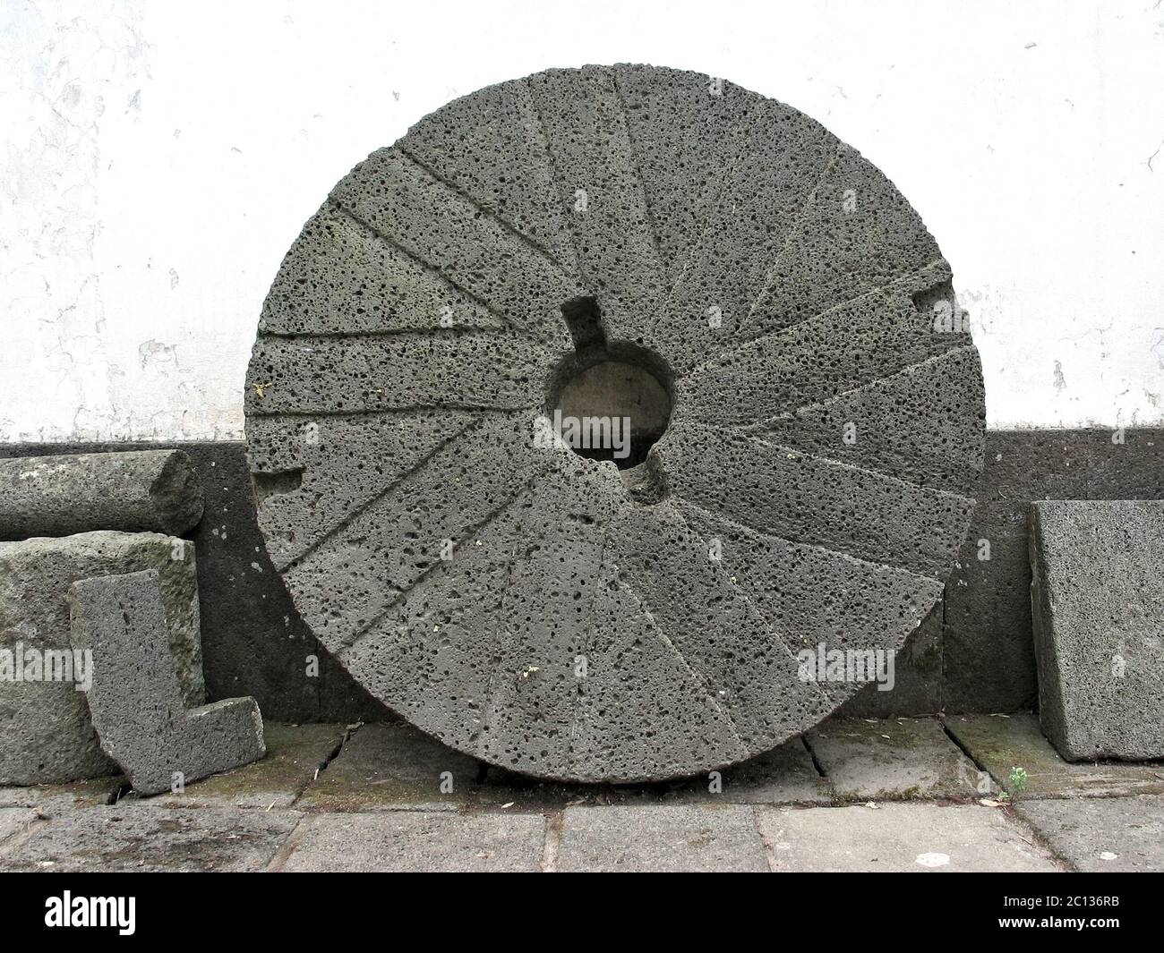 Gristmill millstone hi-res stock photography and images - Alamy