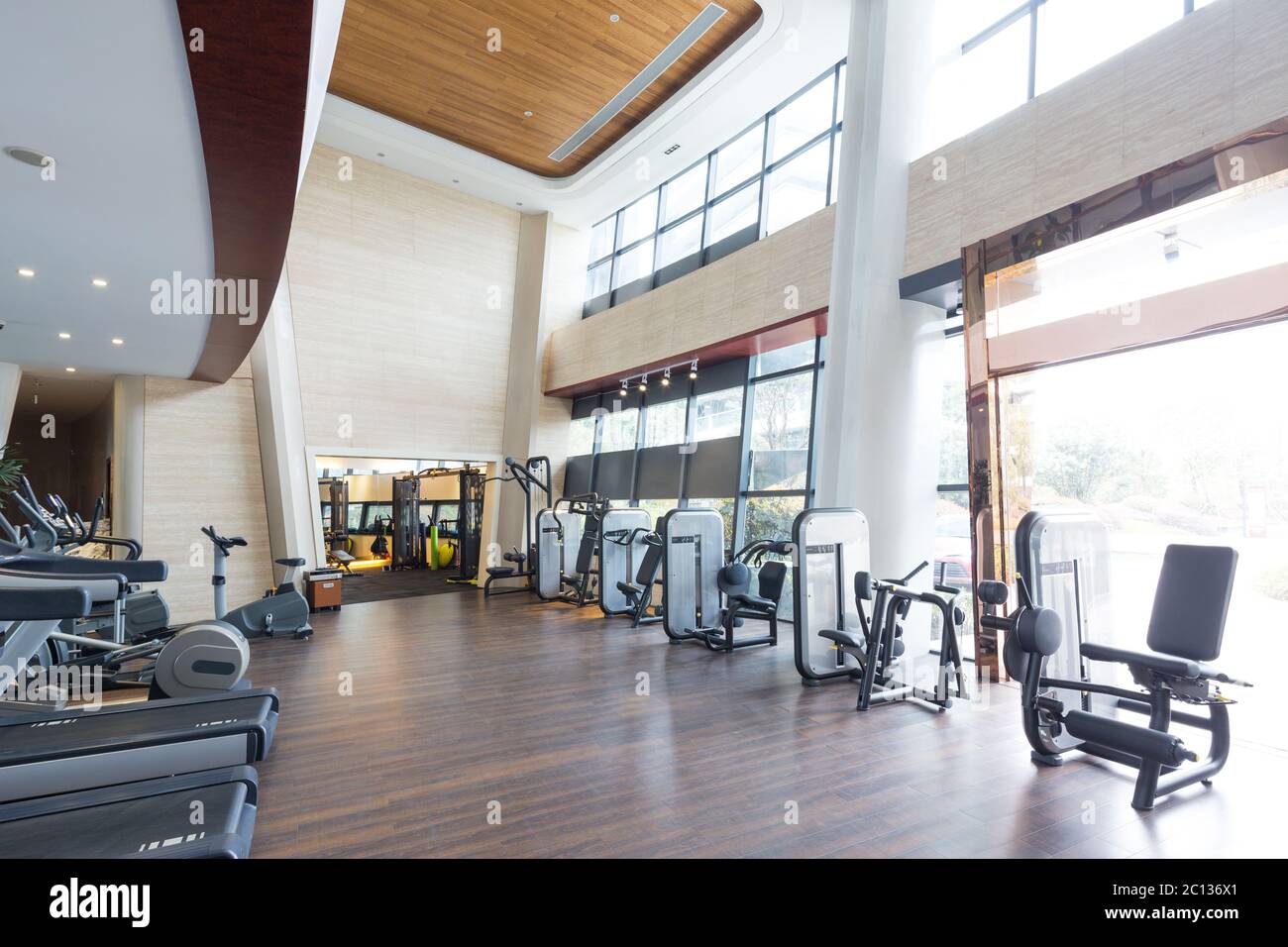 Modern gym design hi-res stock photography and images - Alamy