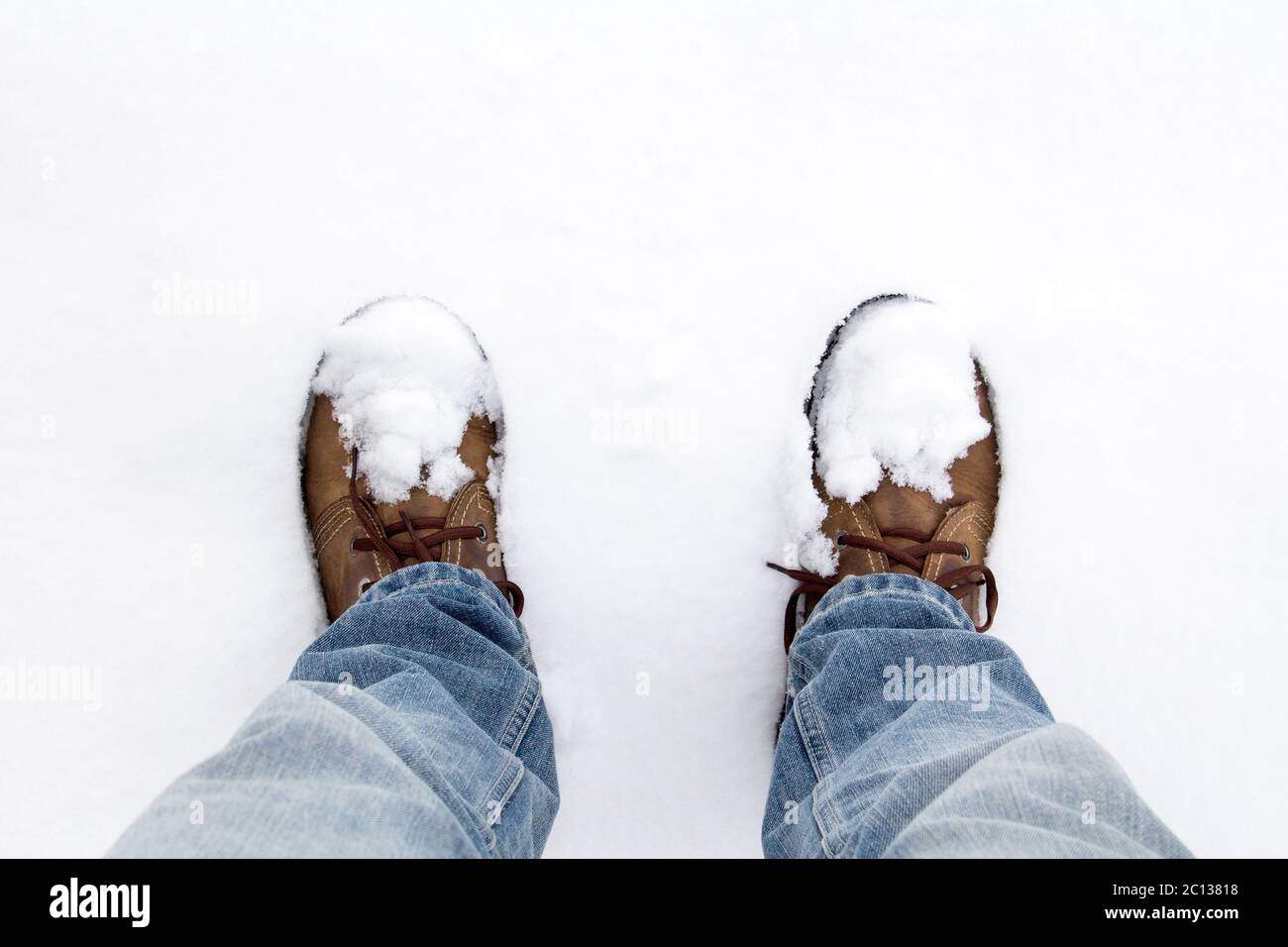 Human legs standing hi-res stock photography and images - Alamy