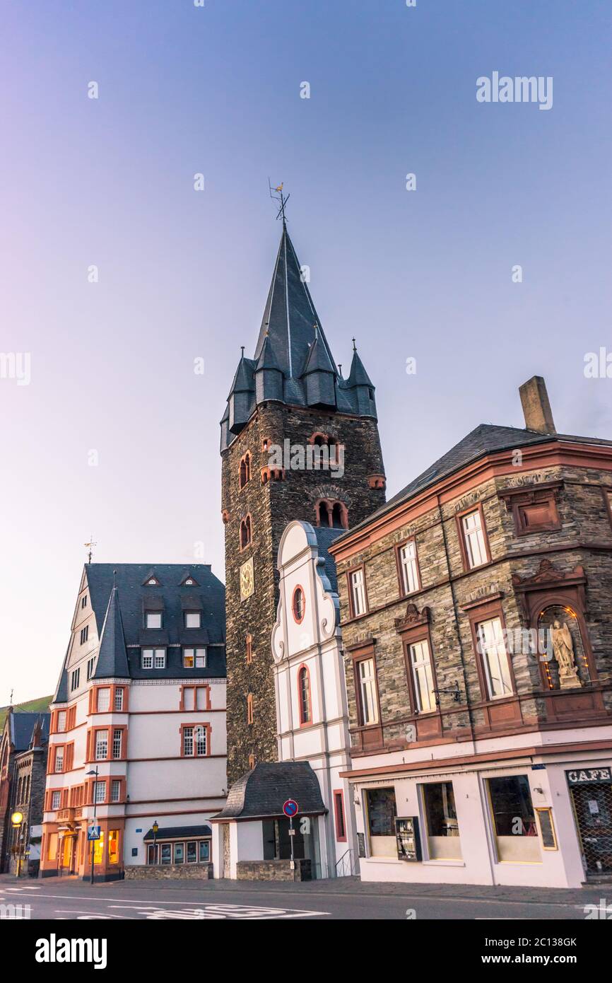 Old european style architecture hi-res stock photography and images - Alamy
