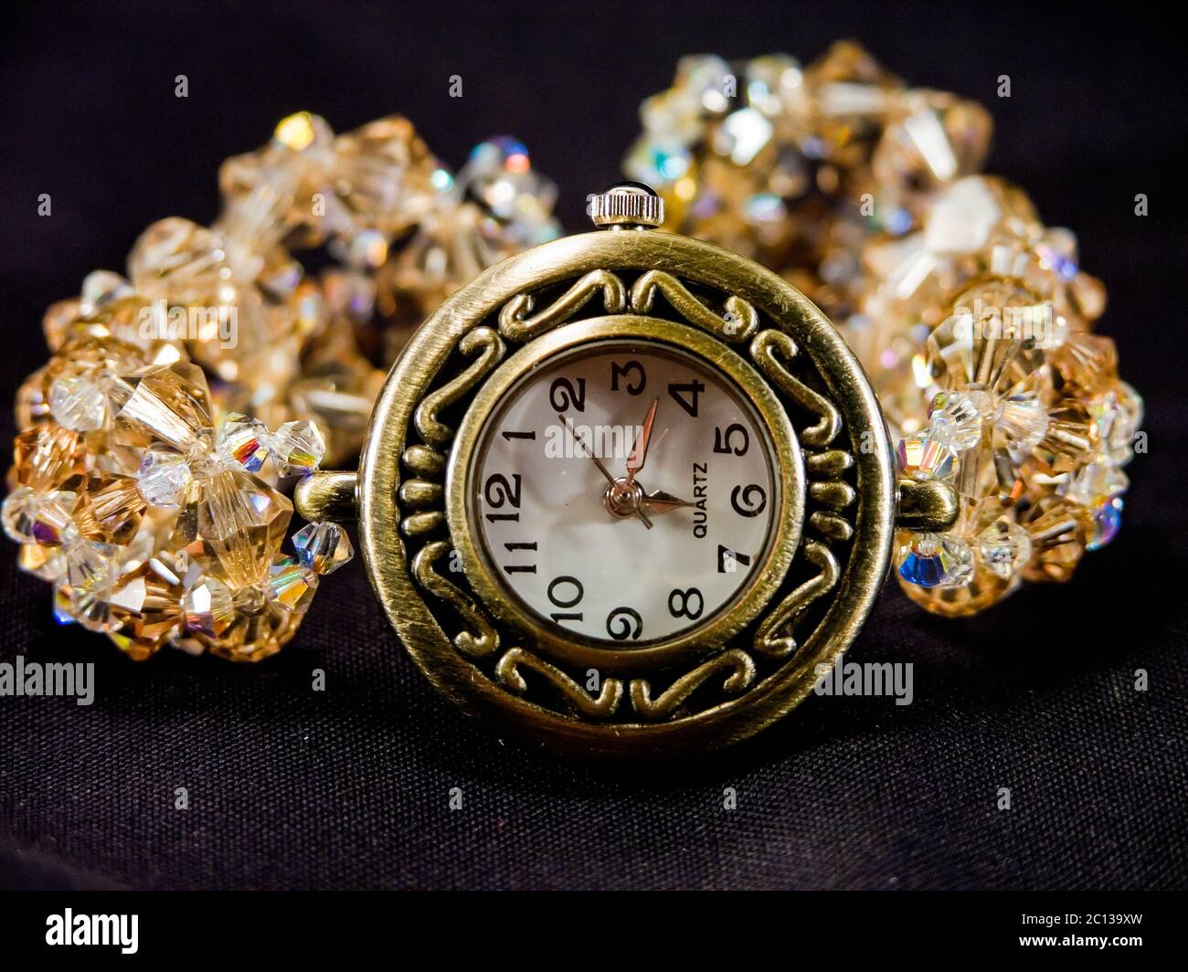 Jewel craft hi-res stock photography and images - Alamy