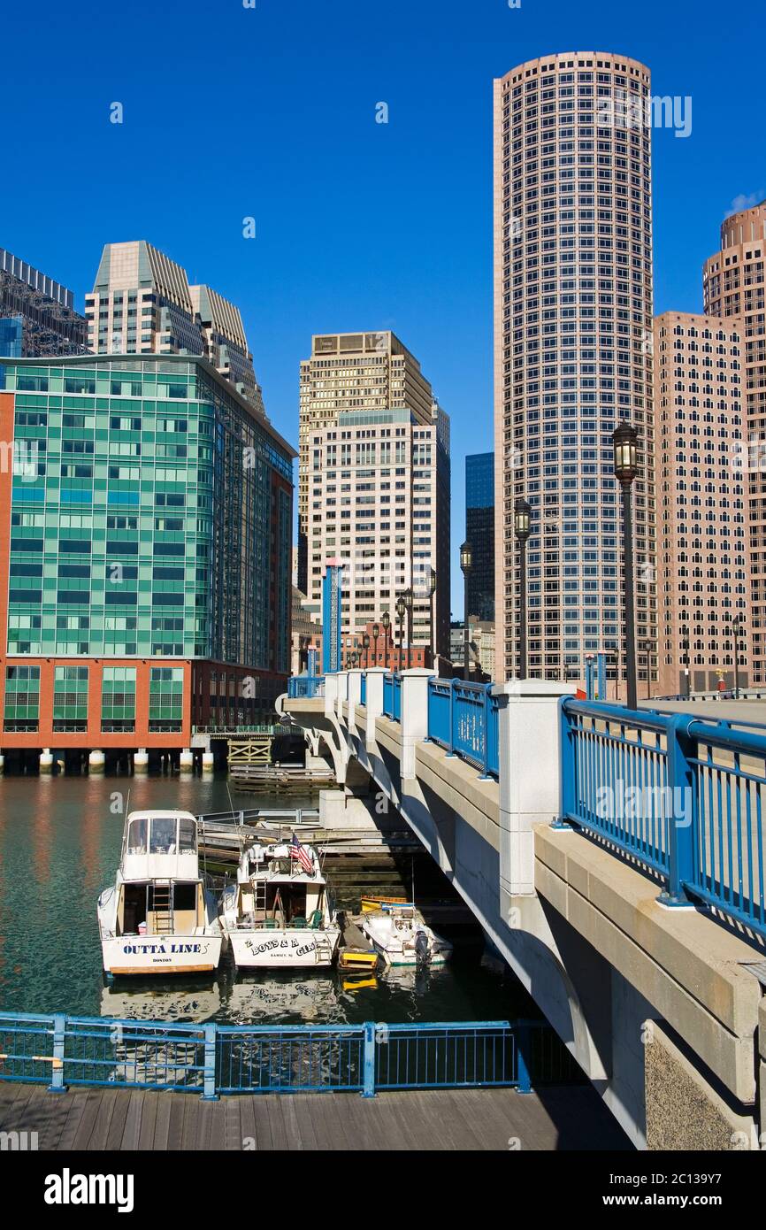Moakley Bridge, Fort Point Channel,Boston, Massachusetts, USA Stock ...