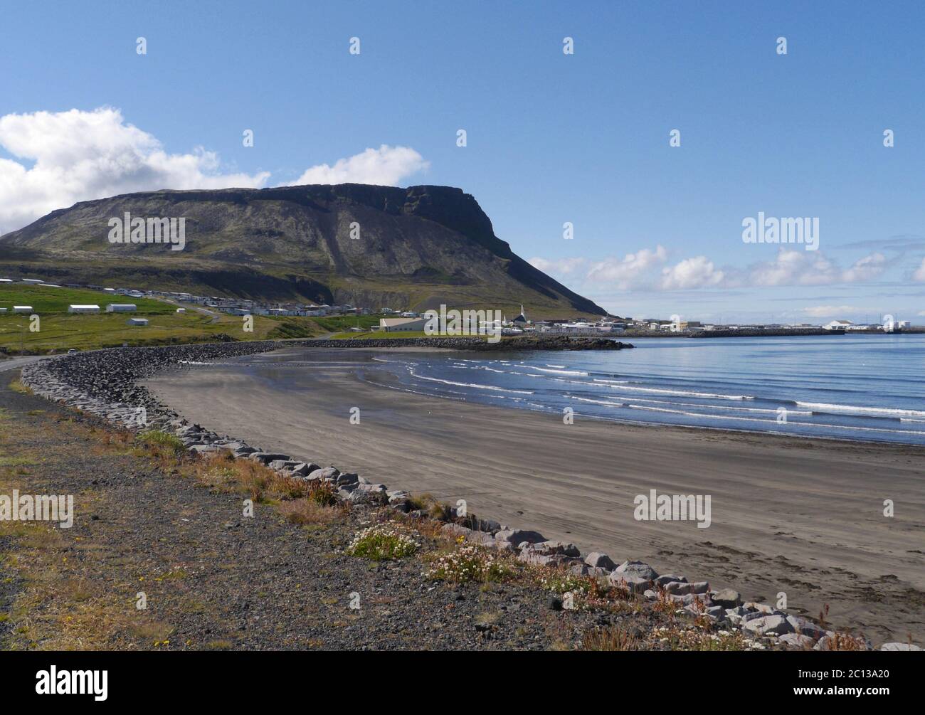 Rock beach hellnar iceland hi-res stock photography and images - Alamy