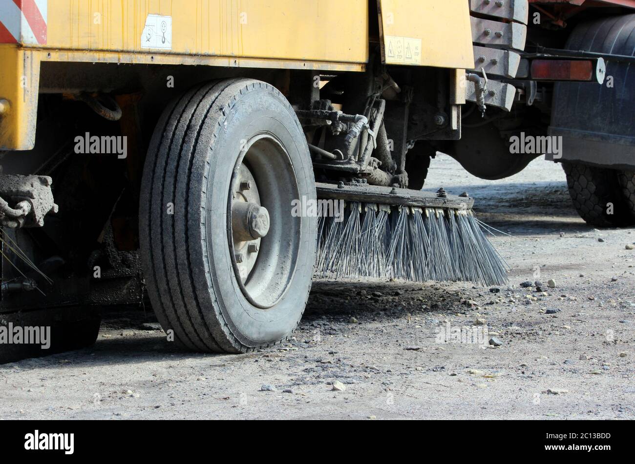 Sweeper car hi-res stock photography and images - Alamy