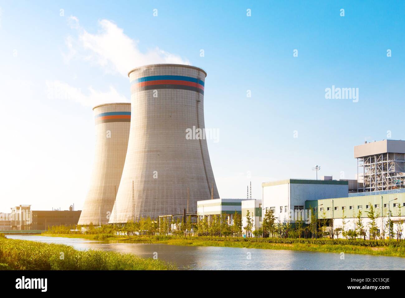 Modern power plant hi-res stock photography and images - Alamy