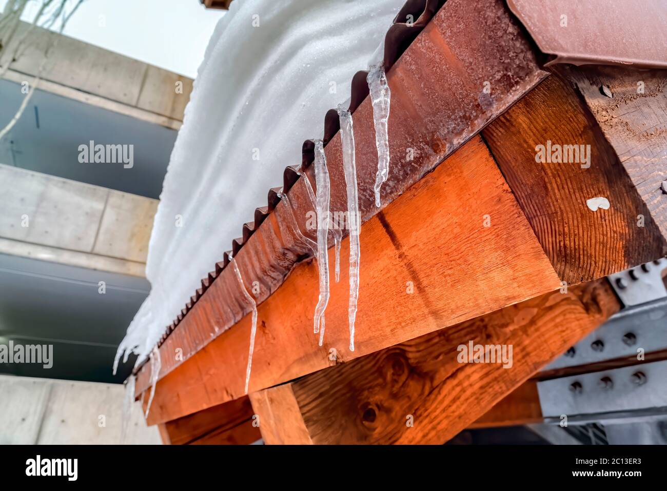 Corrugated Metal Roof Edge