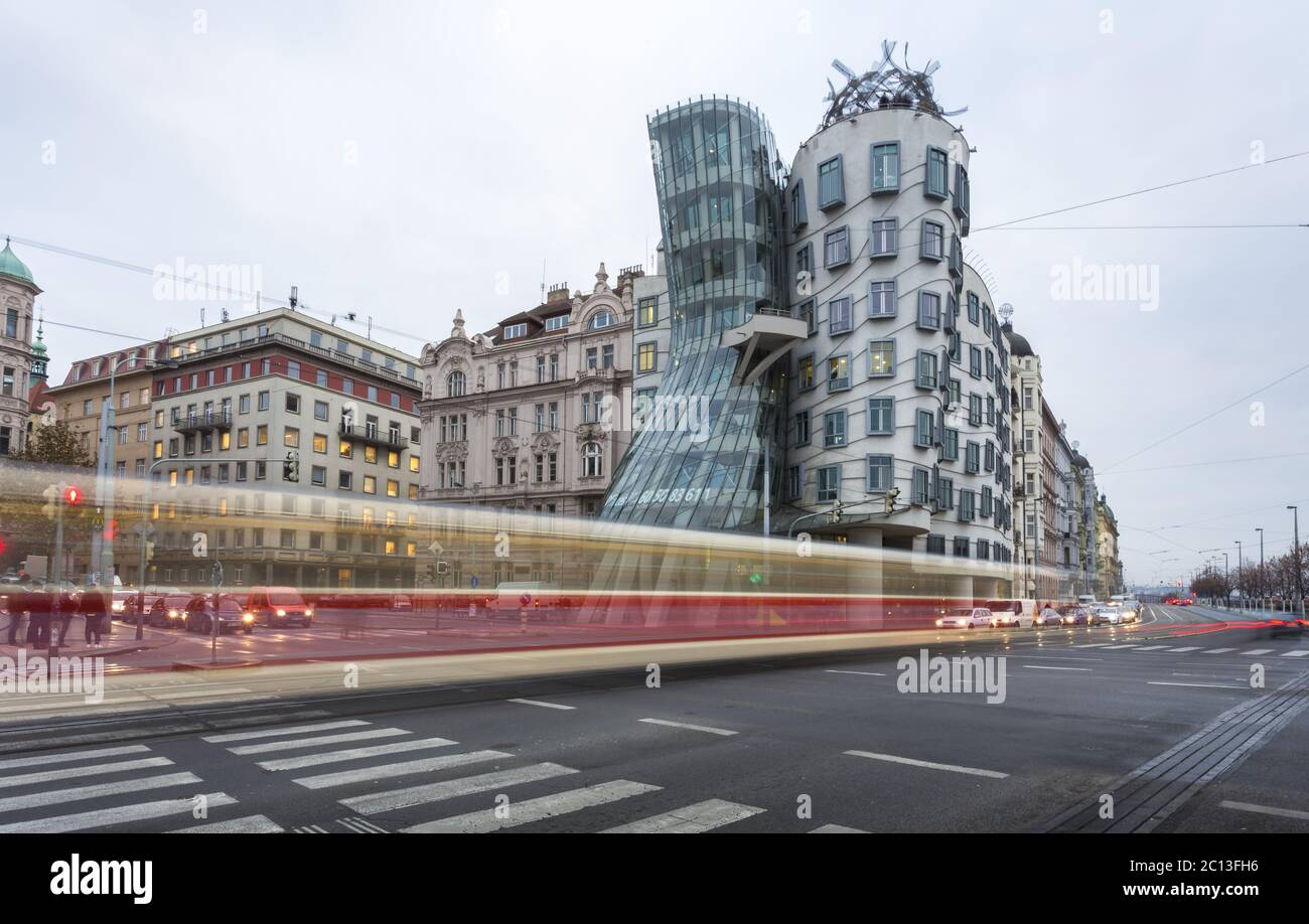 Dancing house in prague hi-res stock photography and images - Alamy