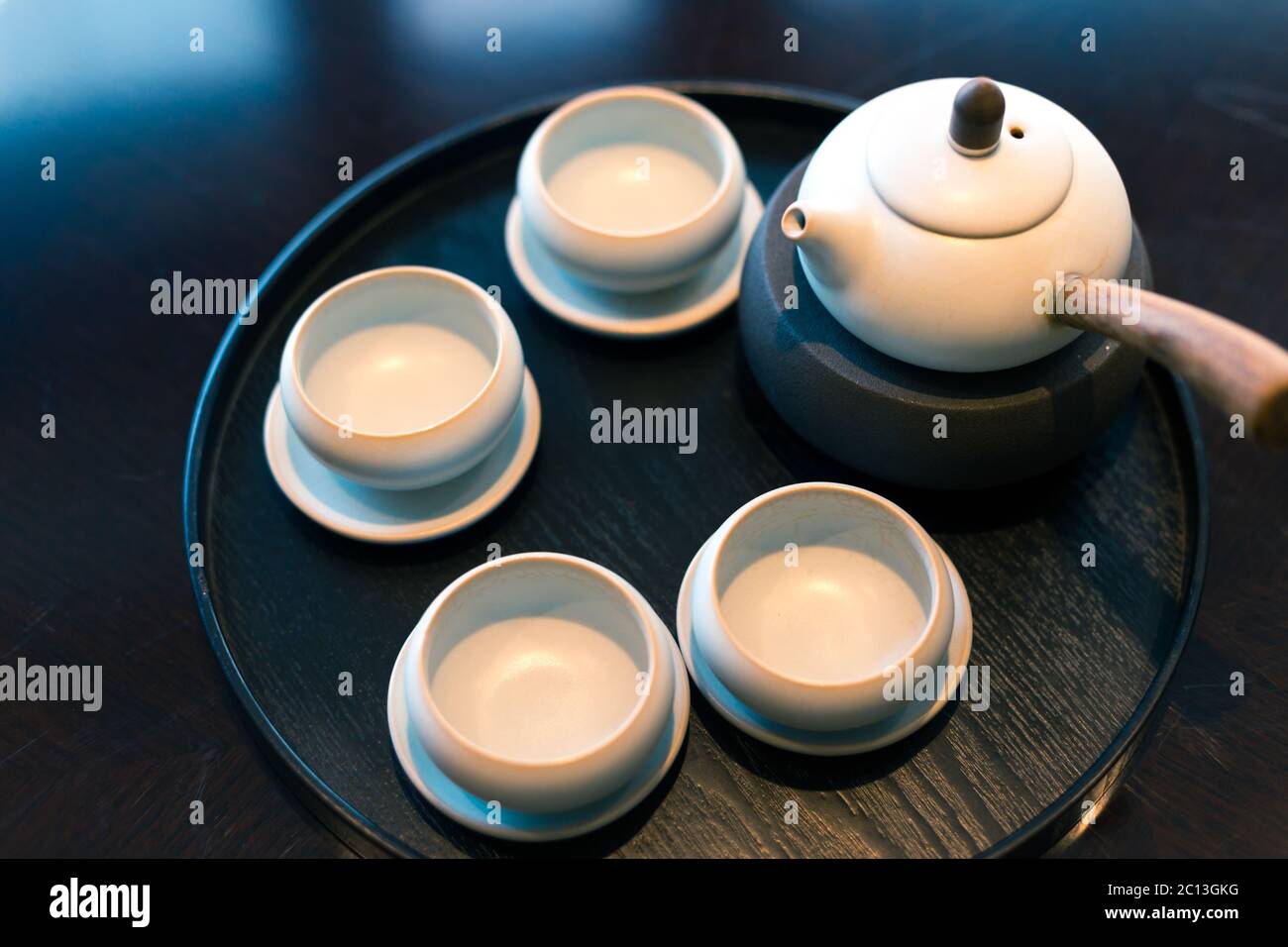 Chinese tea set hi-res stock photography and images - Alamy