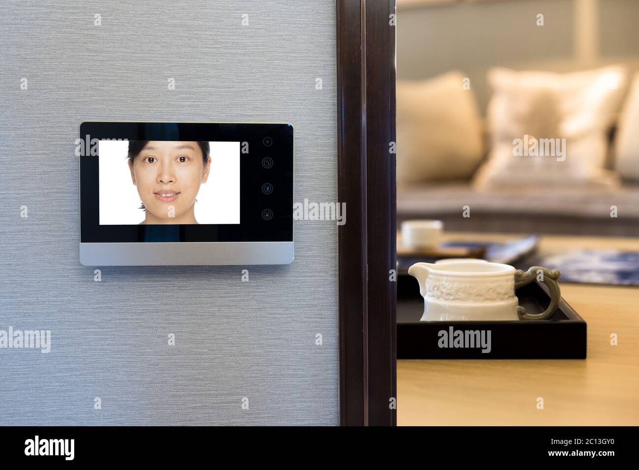 Intercom video hi-res stock photography and images - Alamy