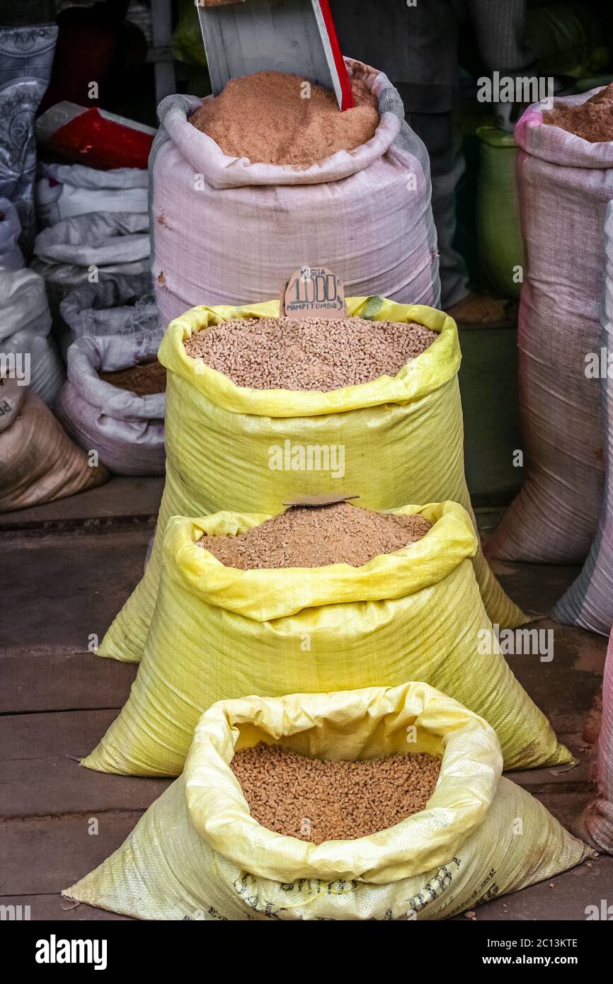 Rice bags africa hi-res stock photography and images - Alamy