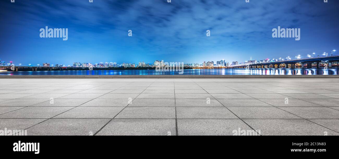 Tile walkway bridge hi-res stock photography and images - Alamy