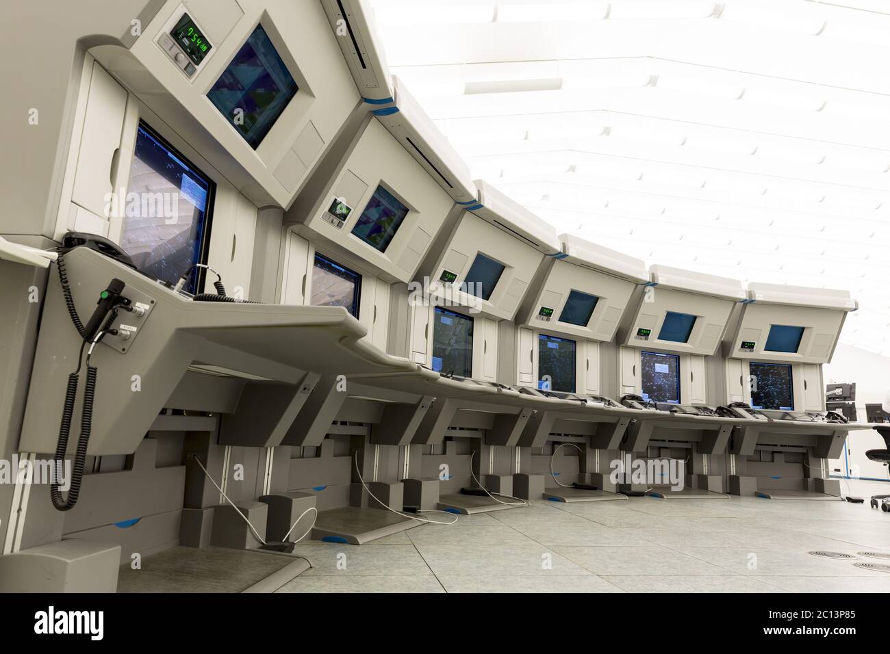 Air traffic control room hi-res stock photography and images - Alamy