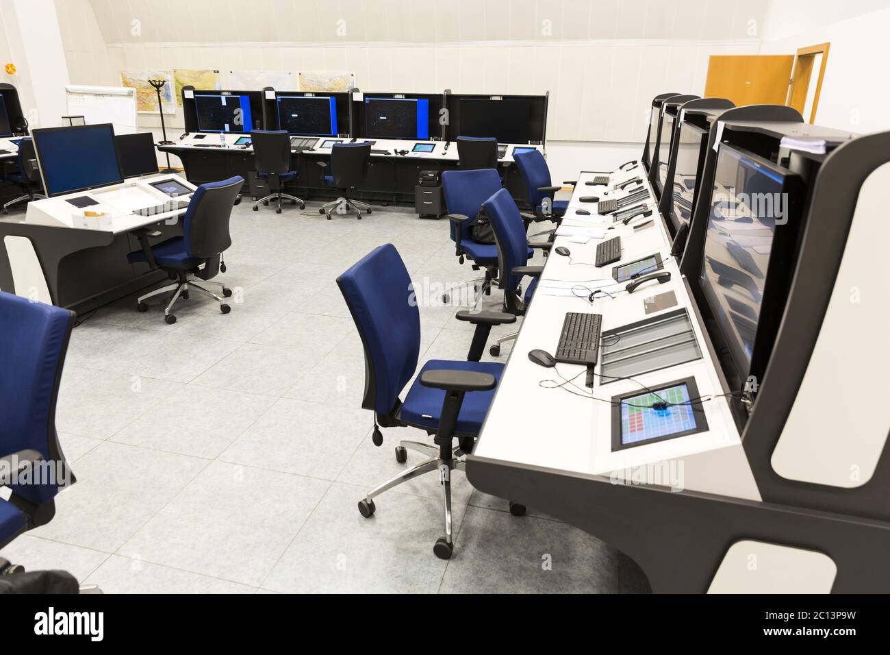 Communication controllers hi-res stock photography and images - Alamy