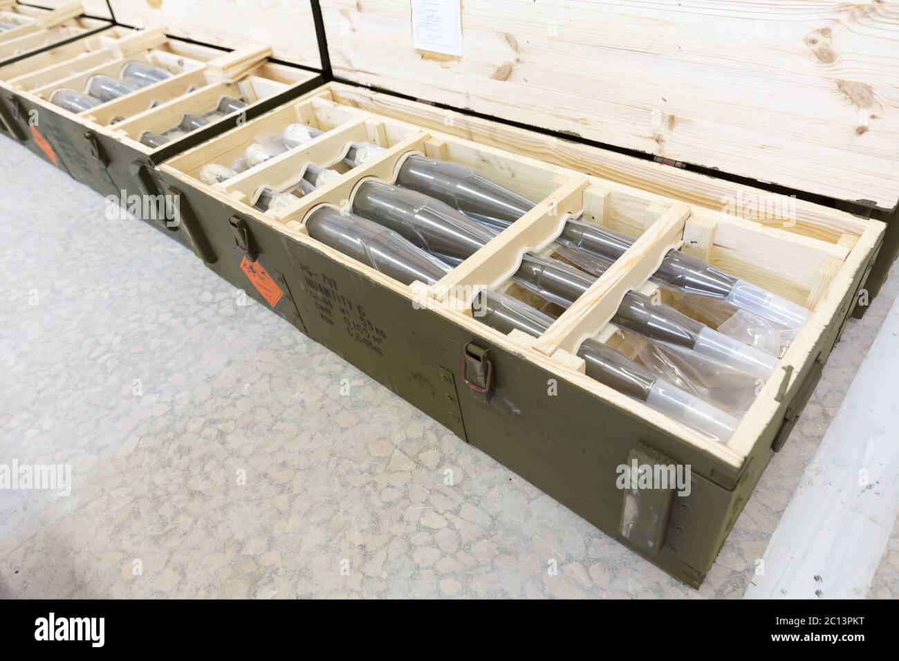 Production line boxes hi-res stock photography and images - Alamy