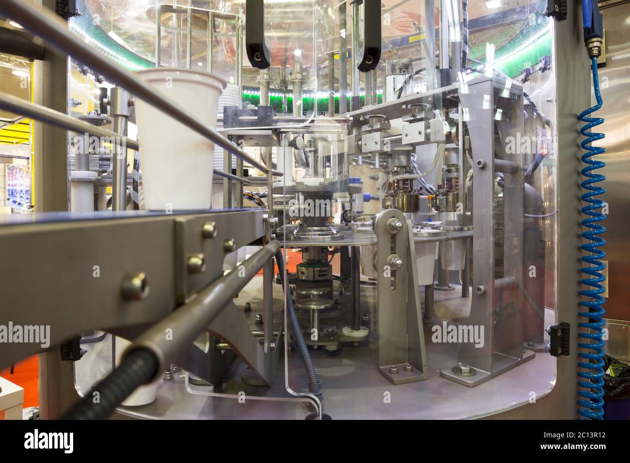 Yoghurt machine hi-res stock photography and images - Alamy