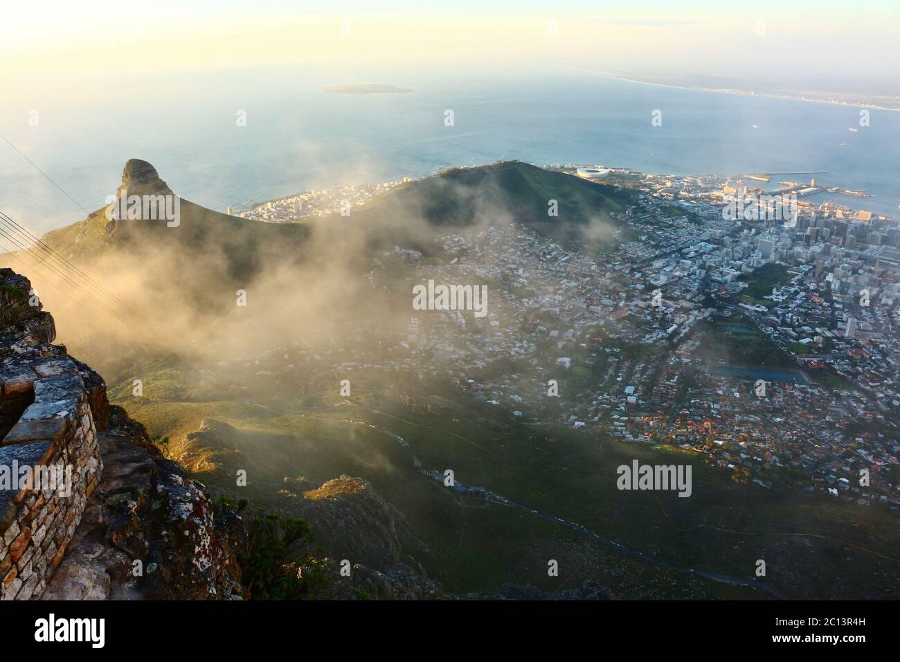 Beautiful scenic view table mountain hi-res stock photography and ...