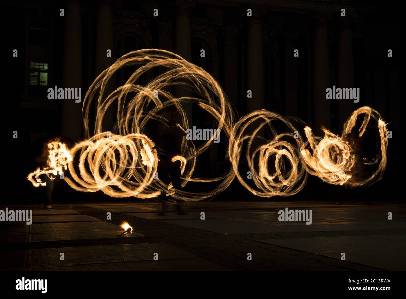 Show circles hi-res stock photography and images - Alamy