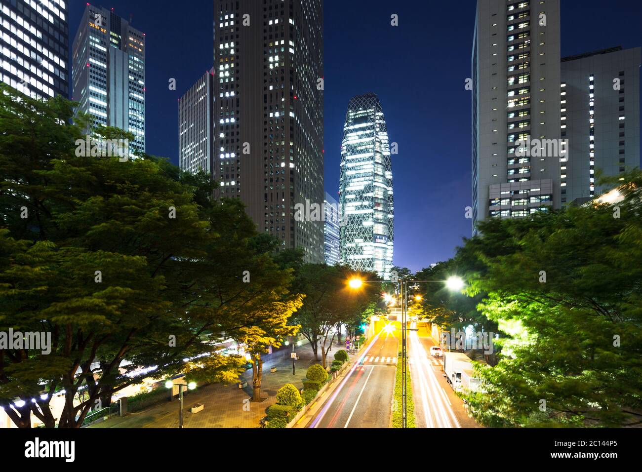 road and modern buildings in midtowon of tokyo Stock Photo - Alamy