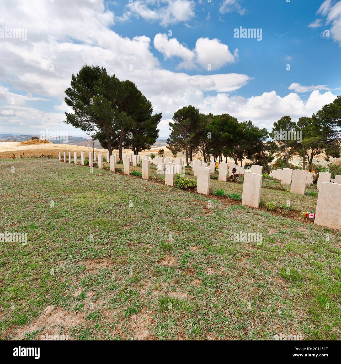 Canadian military cemetery grave hi-res stock photography and images ...